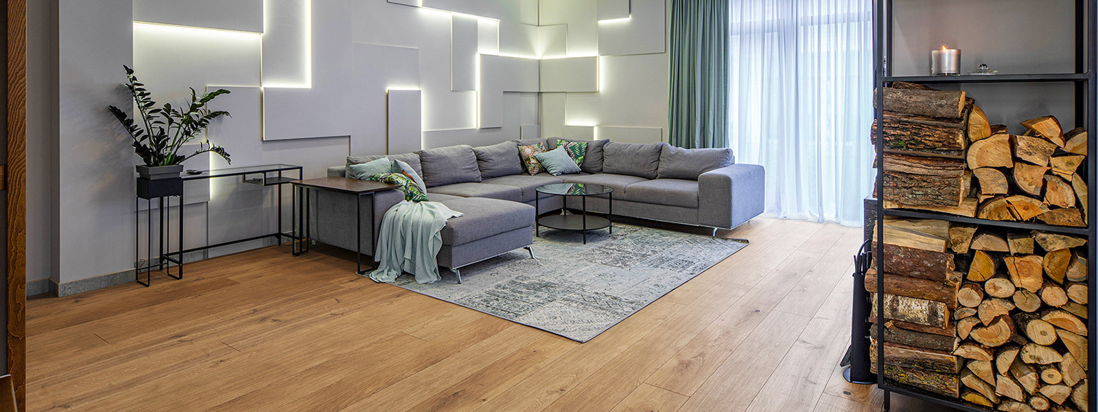 Unveiling Sophistication - monarchplank