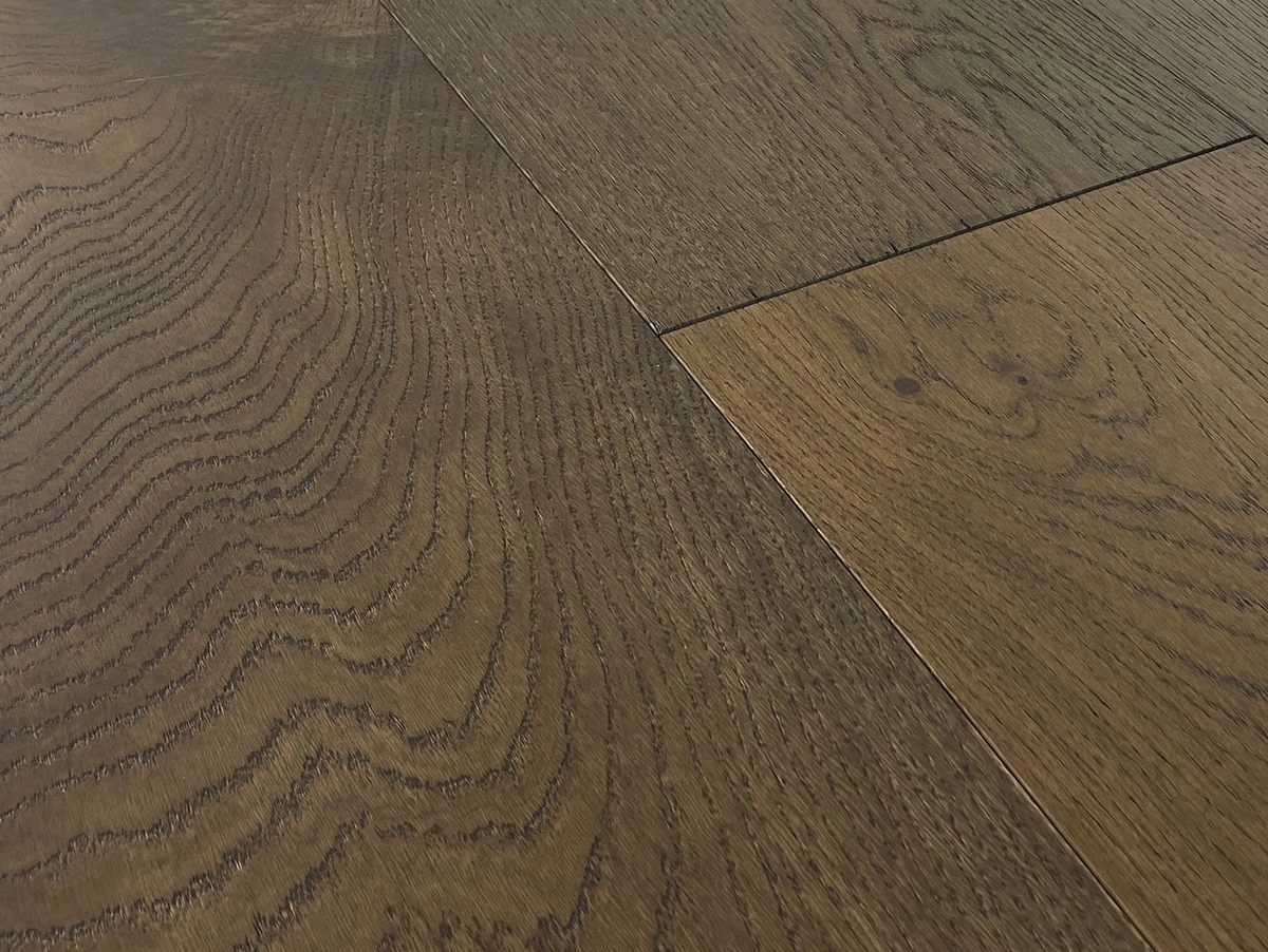 Modern luxury wide plank, wire-brushed engineered hardwood flooring ...