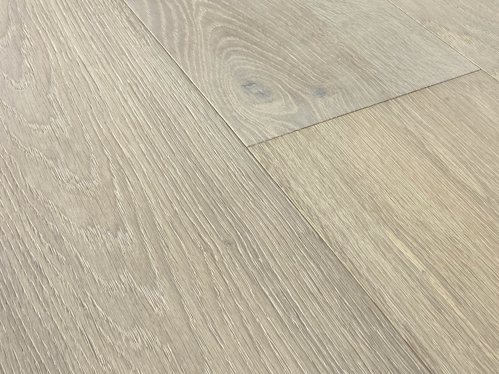 Modern luxury wide plank, wire-brushed engineered hardwood flooring ...